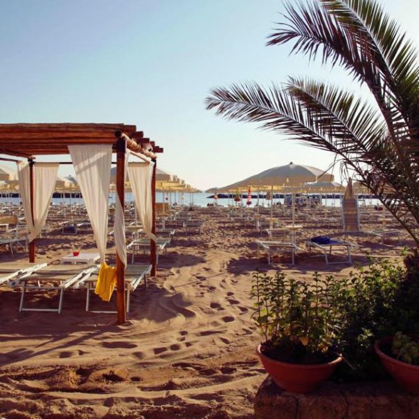 Stabilimenti Balneari Fano - Ombrellone.it